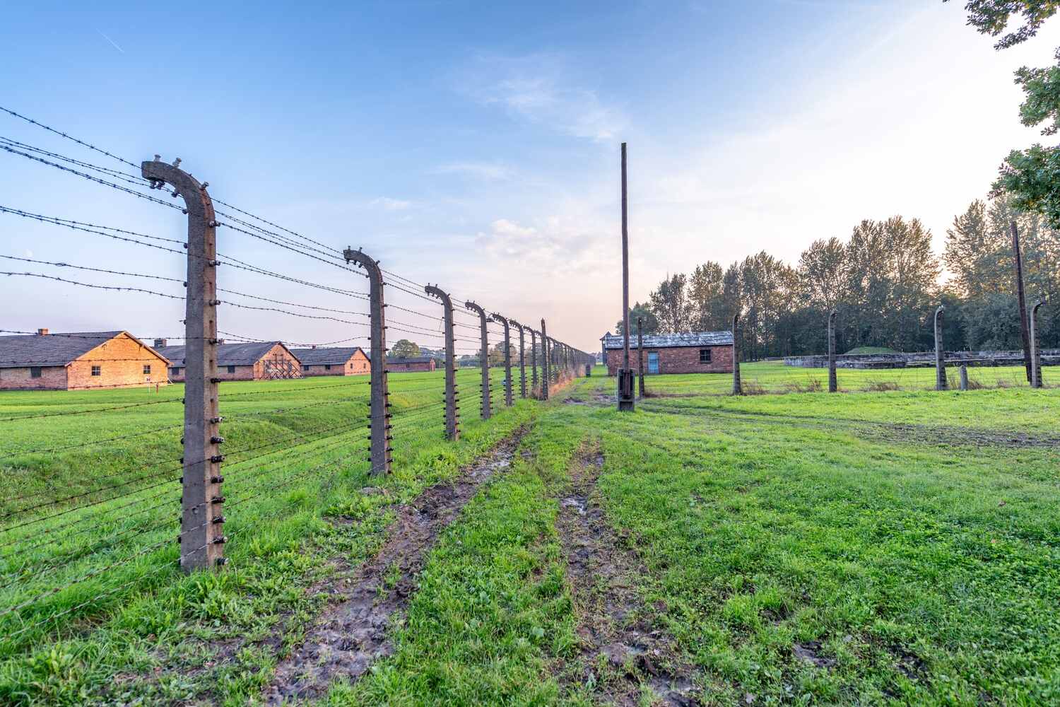 This is the Best Time to Visit Auschwitz